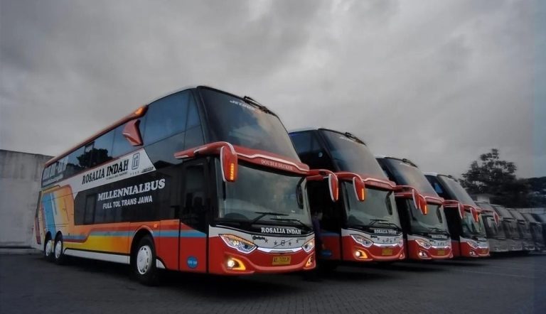 Bus Double Decker, Kemewahan dan Kenyamanan di Jalur Antar Kota